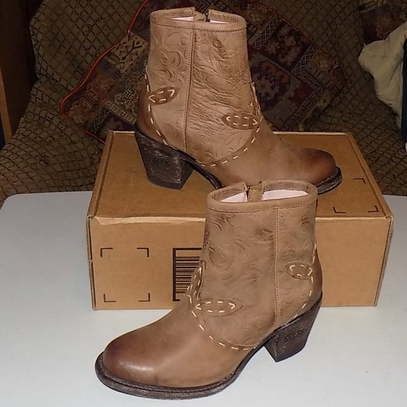 Miss Macie | Shoes | New Miss Macie Likes Too Short Leather Boots ...